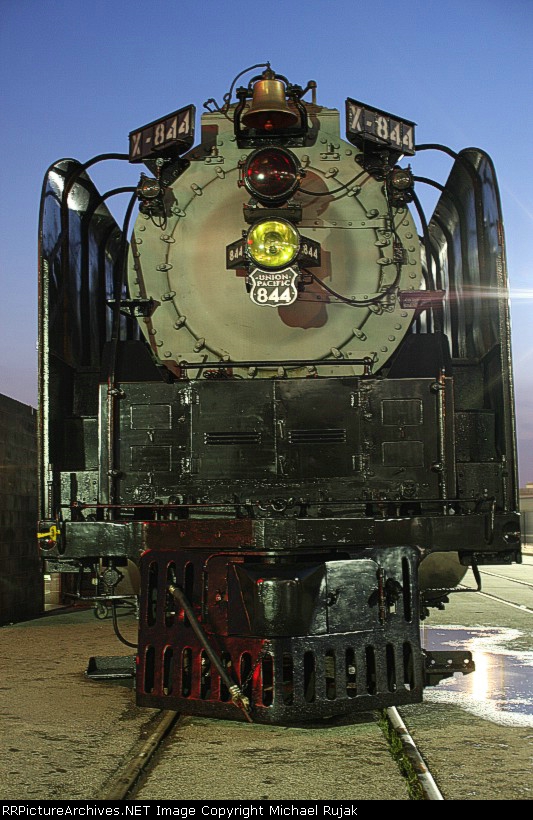 UP 844